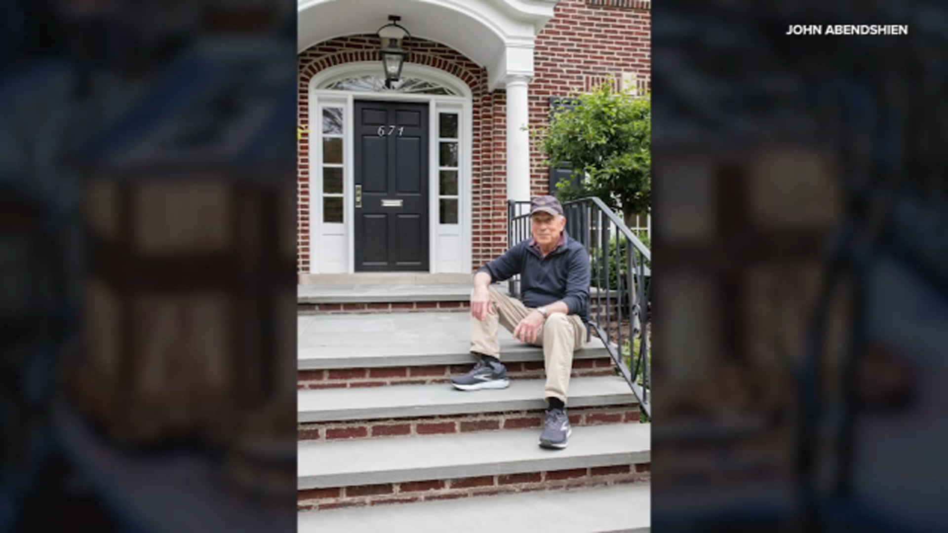 'Home, But Alone No More': Original owner of 'Home Alone' house writes ...