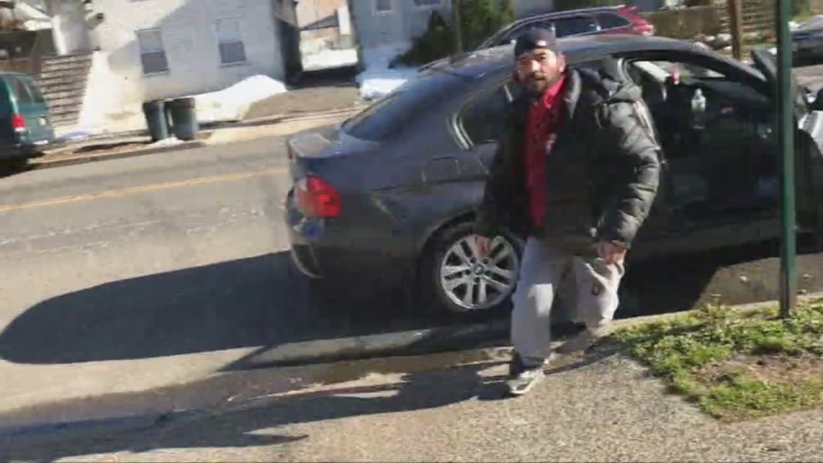 Raw video: Driveway attack caught on camera - ABC13 Houston