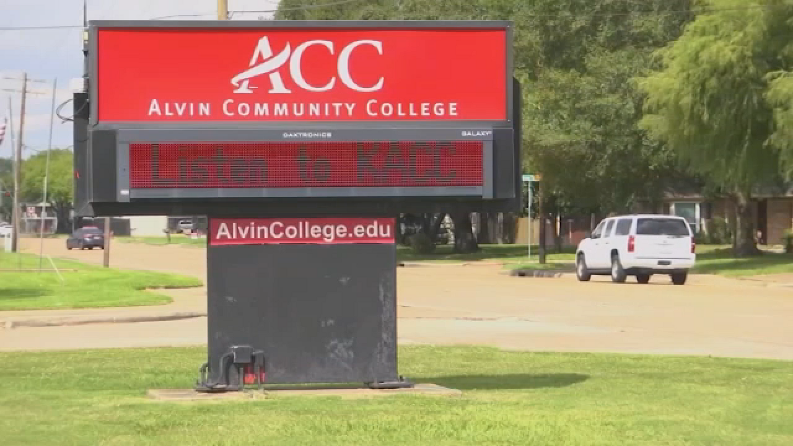 Former Alvin Community College dual enrollment instructor arrested, accused of child sex crimes ...