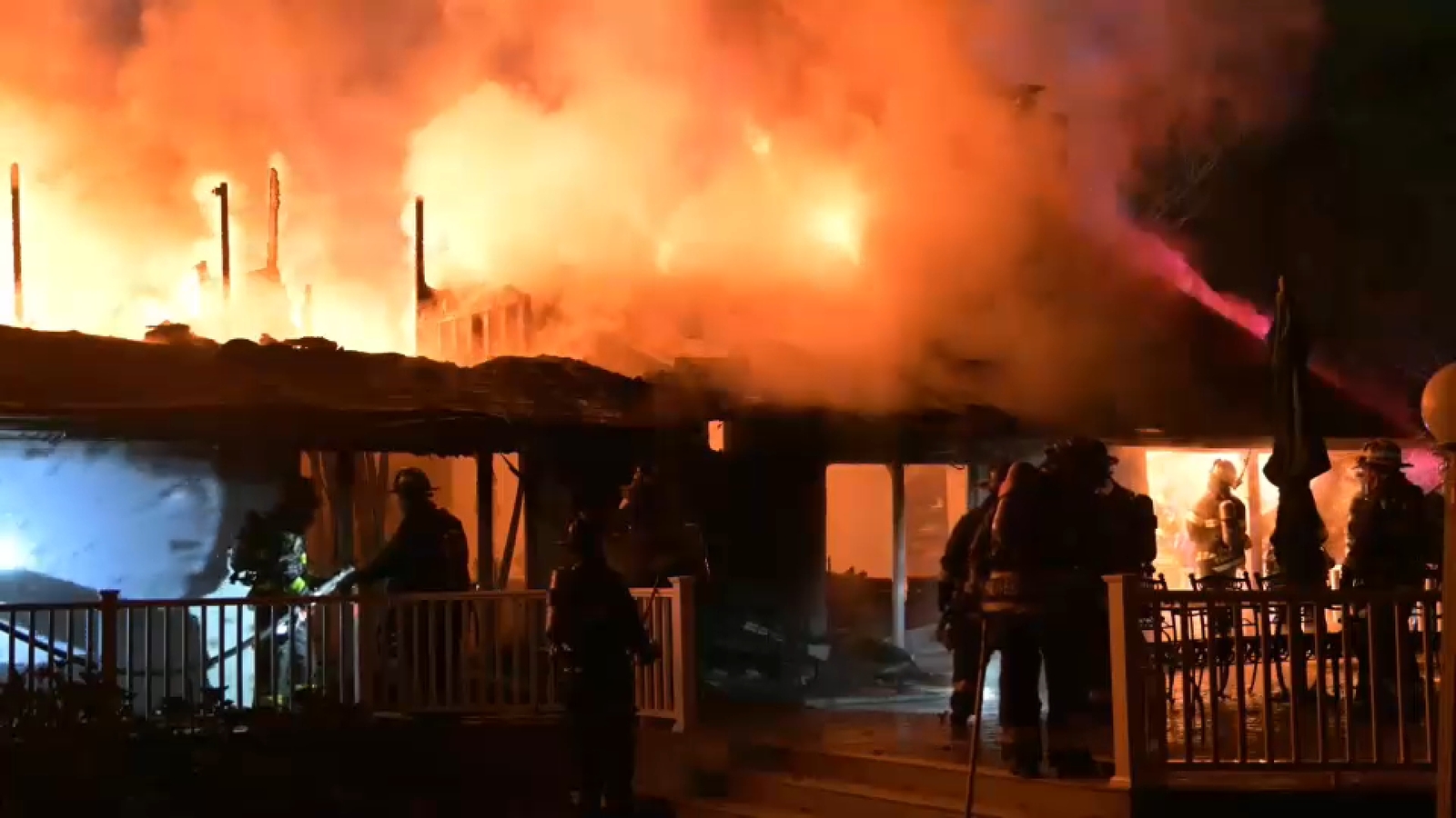 Fire causes partial collapse of Syosset house; family of 3 escapes ...