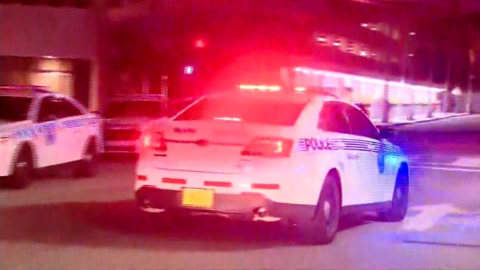 Undercover Miami police officers caught in shooting ambush, 2 wounded ...