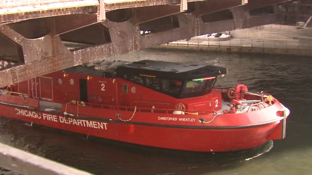 Dave Matthews Band's Chicago River tour bus 'dumping incident' happened ...