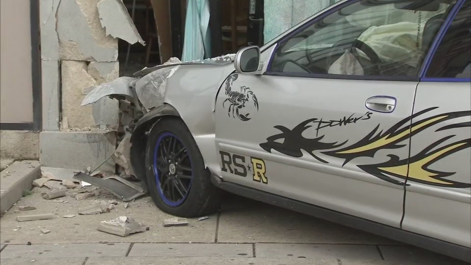 2 injured after car slams into building in North Philadelphia - 6abc ...