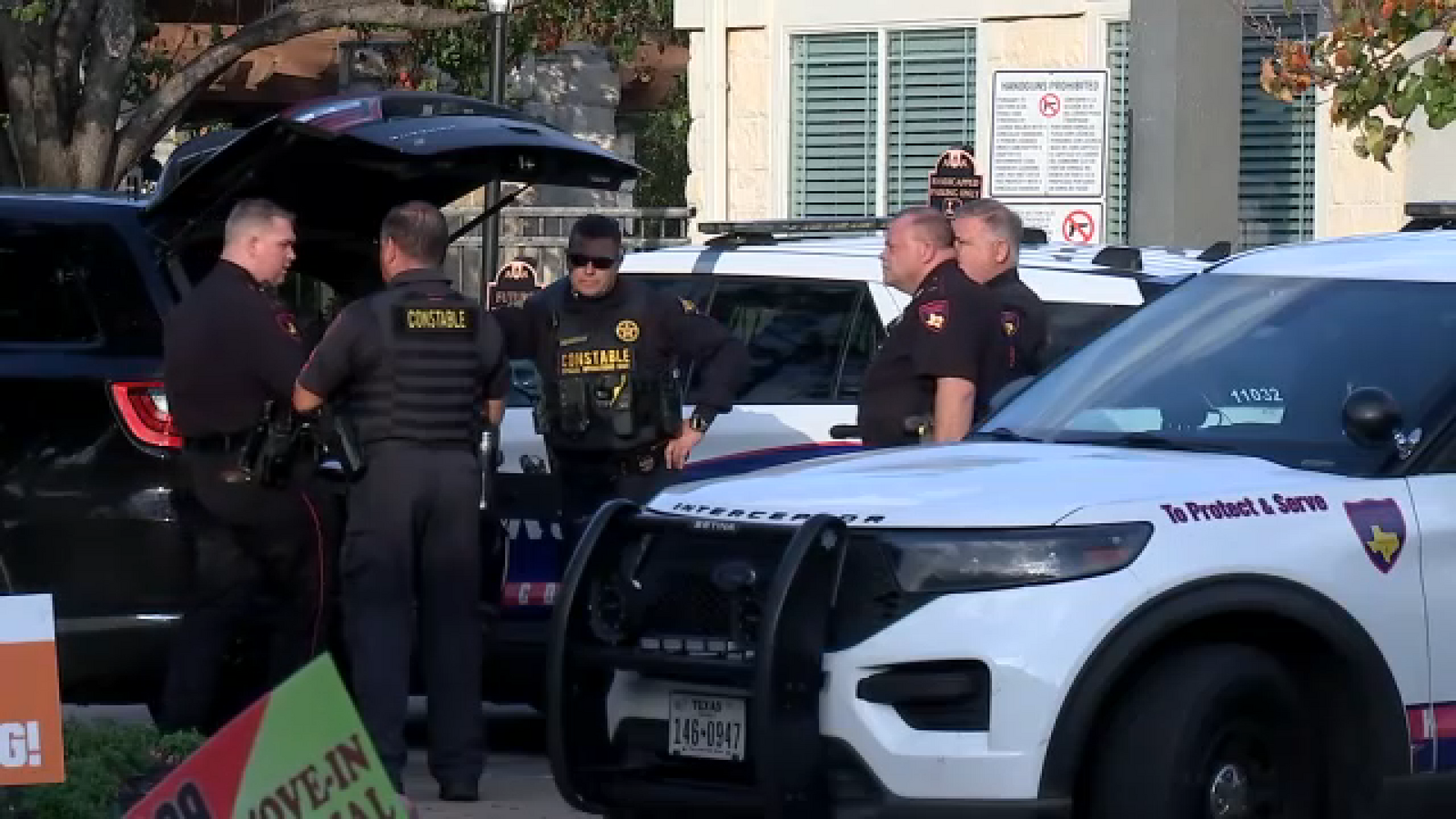 Constable Pct. 4 deputies announce search for suspect who evaded ...