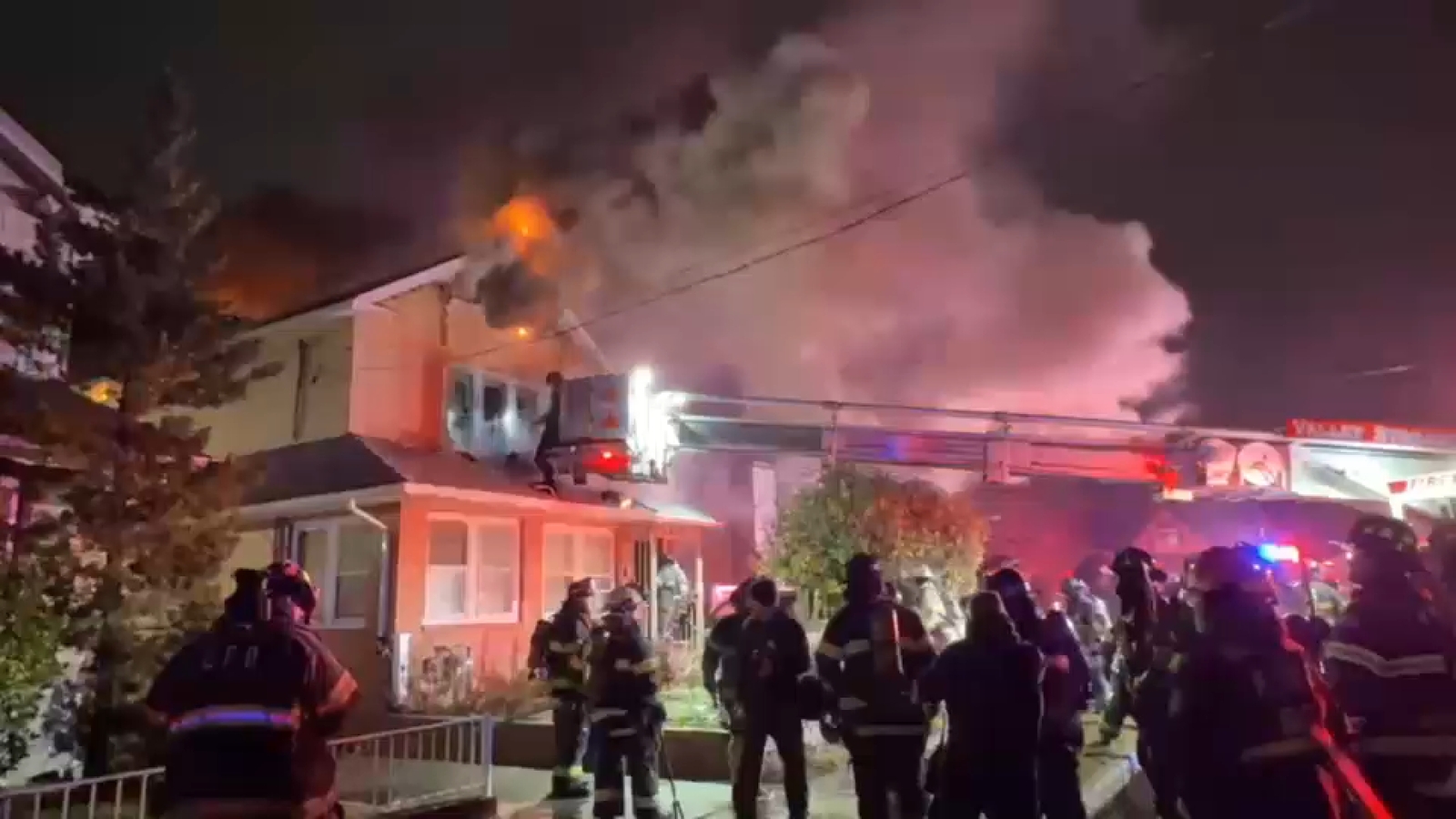 Valley Stream, Long Island house fire displaces 4 residents; 2 cats ...