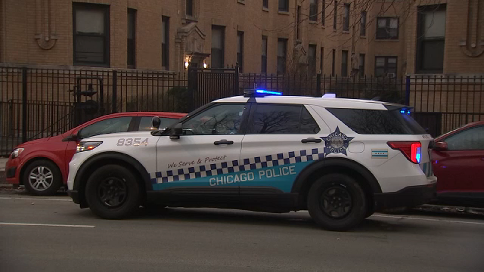 Chicago crime: Suspect throws possible Molotov cocktail through window ...