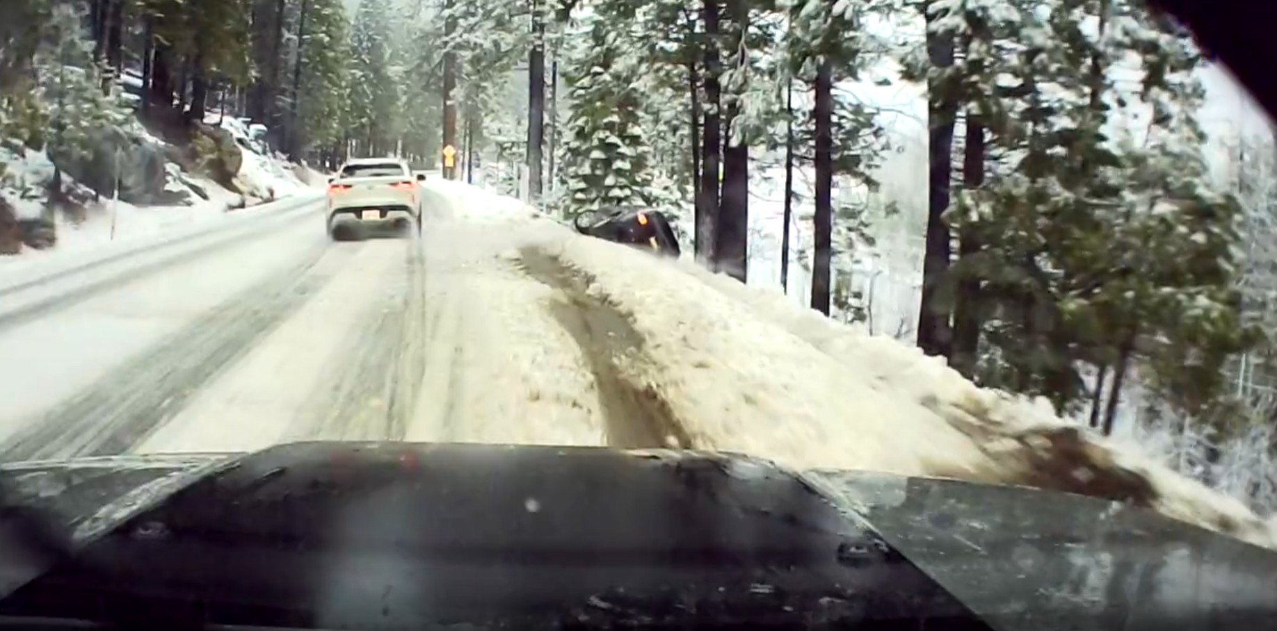 Video shows car almost falling down cliff near Lake Tahoe on Christmas ...