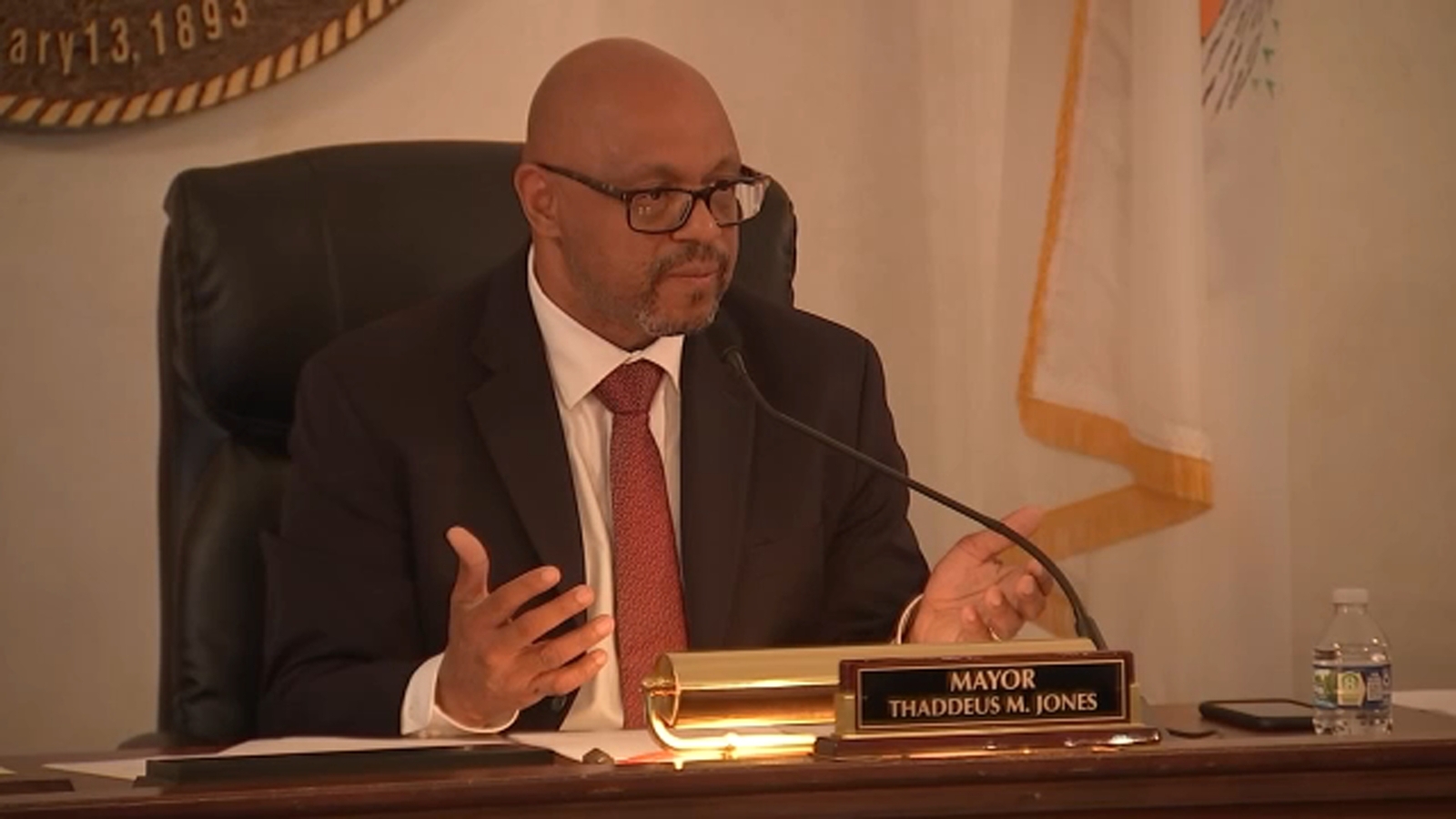 Calumet City news: Former city employee Kenneth Jones accuses Mayor ...