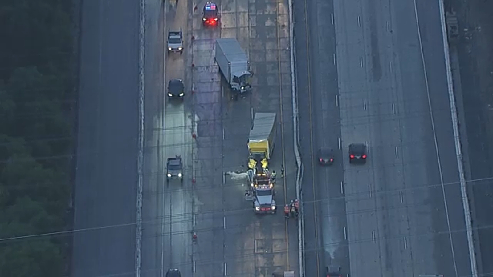 Deadly crash shuts down northbound lanes of 5 Freeway in Santa Clarita ...