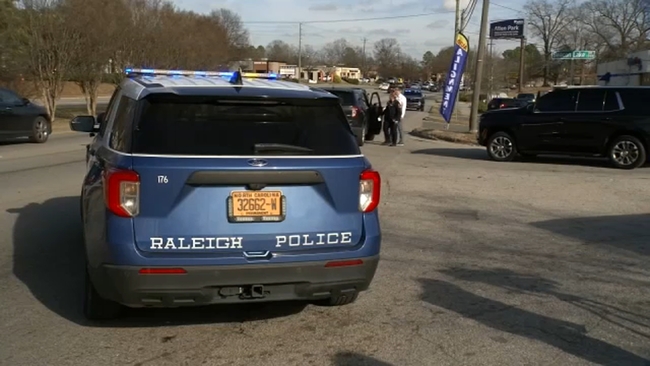 Raleigh Police search for person who fired shot, ran from officers ...