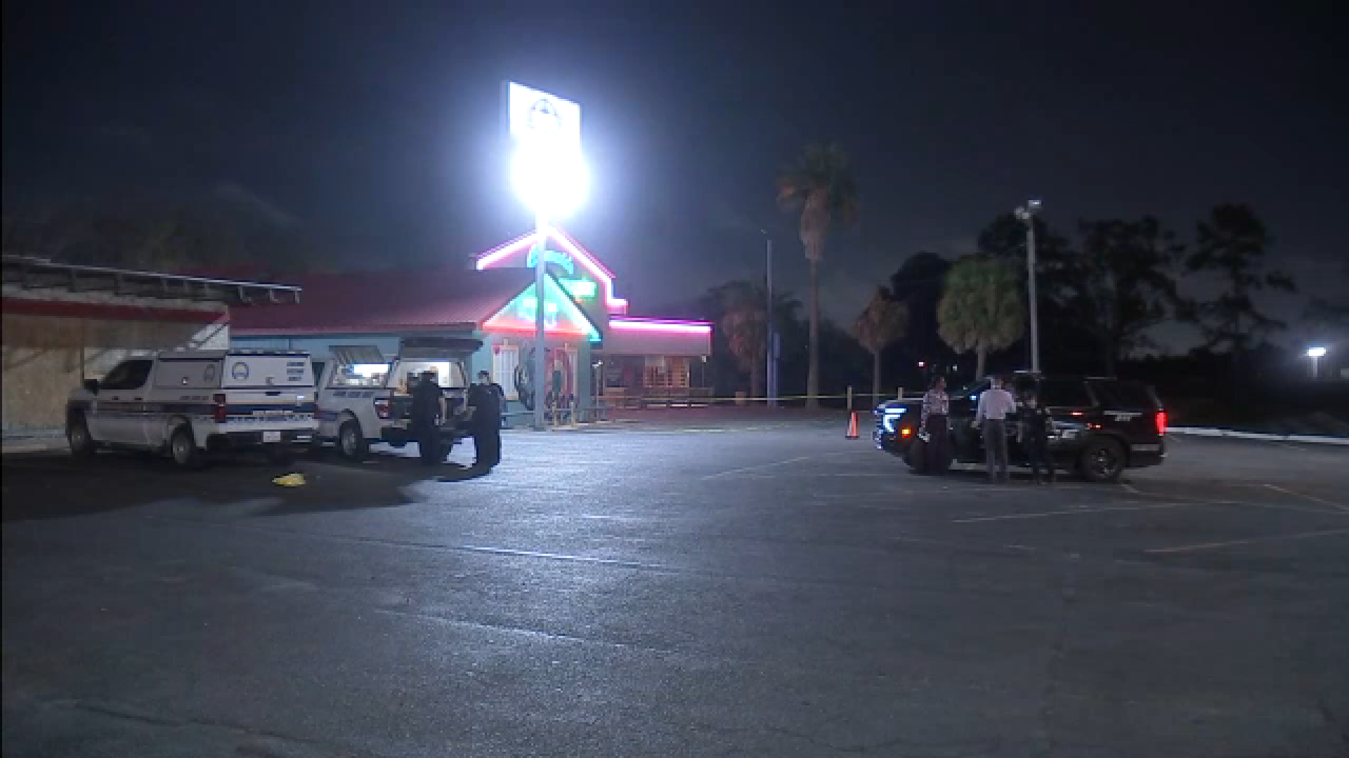 Pastor spreads 'Peace!' at New Jersey food pantry, thrift store - ABC13 ...