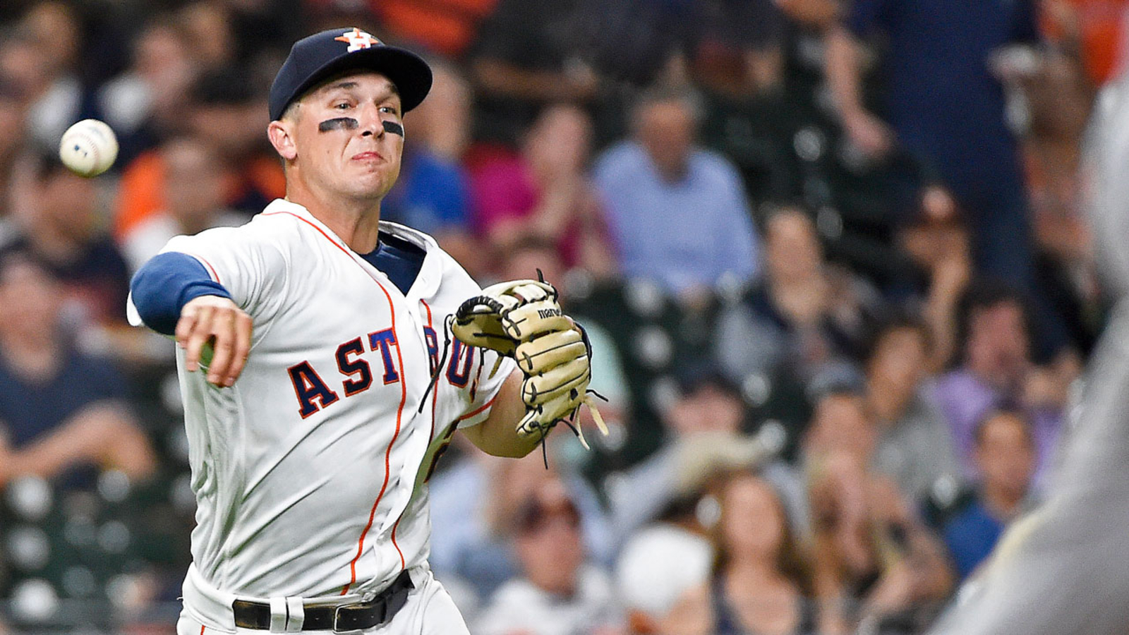 PHOTOS: Astros rocket past Mariners 2-1 - ABC13 Houston
