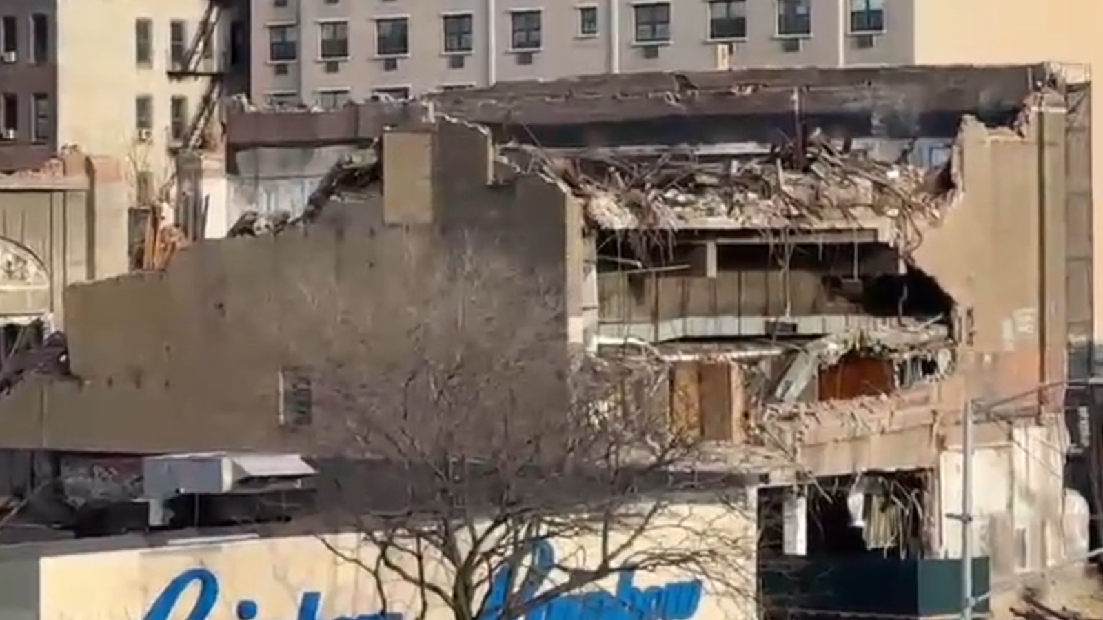 Bronx wall collapse: Section of vacant building collapses onto ...