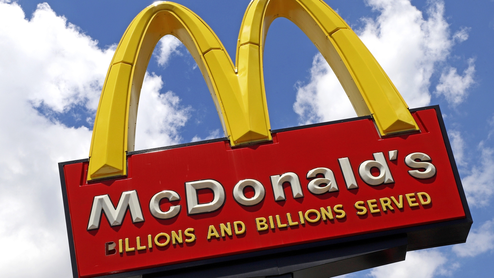 McDonald's McRib lawsuit filed in Illinois accuses chain of ...