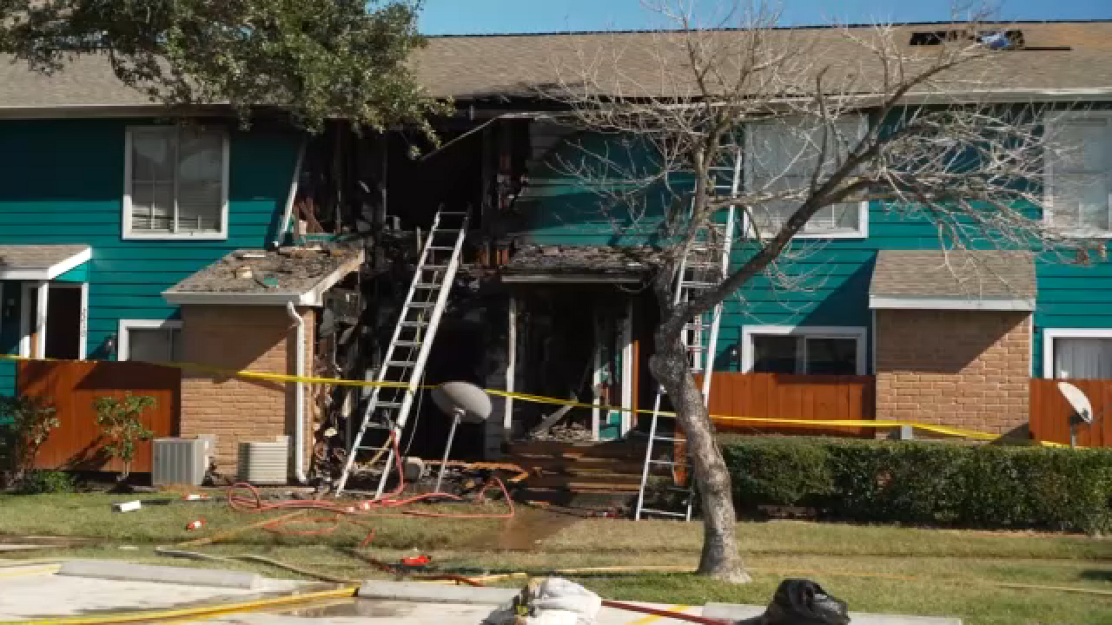 Fire at Breckenridge Court Apartments sends woman to the hospital for ...