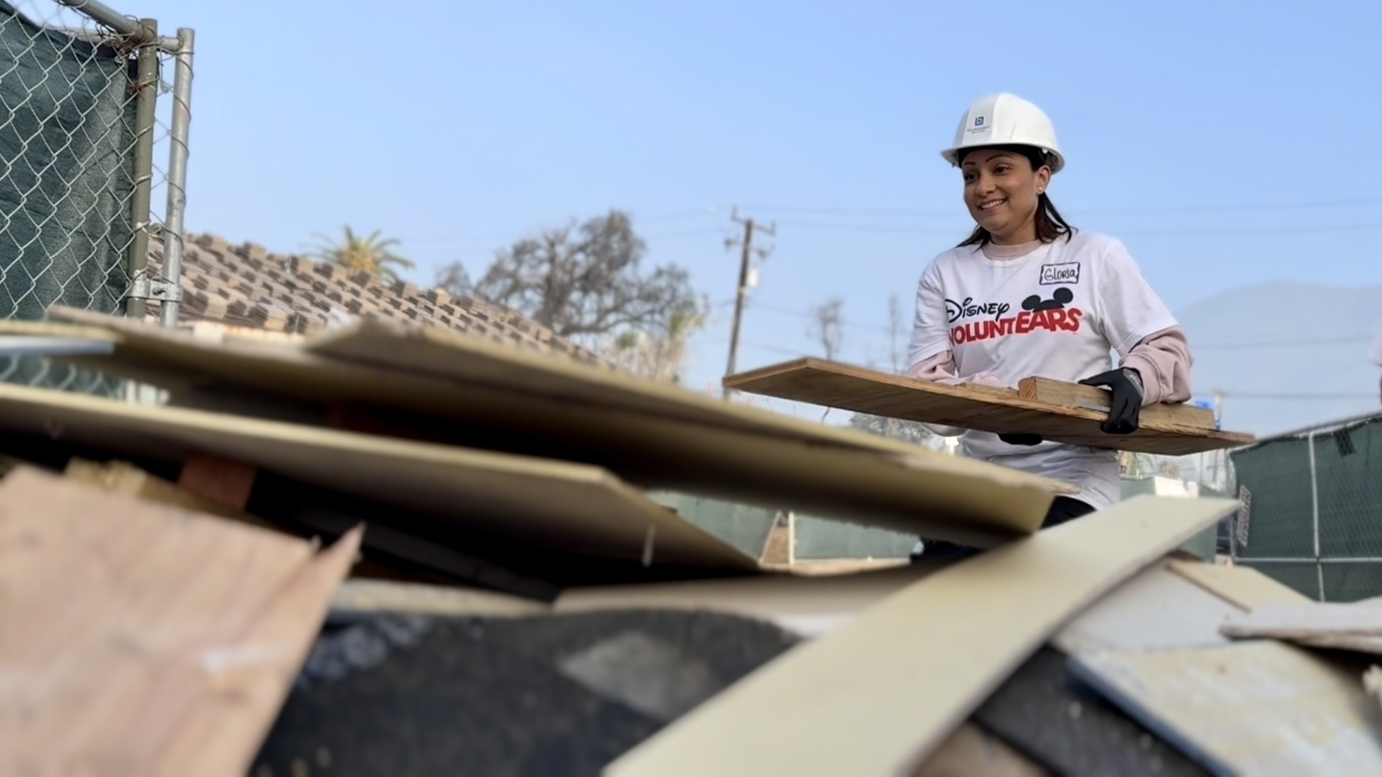 2026 Altadena Eaton Fire recovery: ABC7 and Disney VoluntEARS lend ...