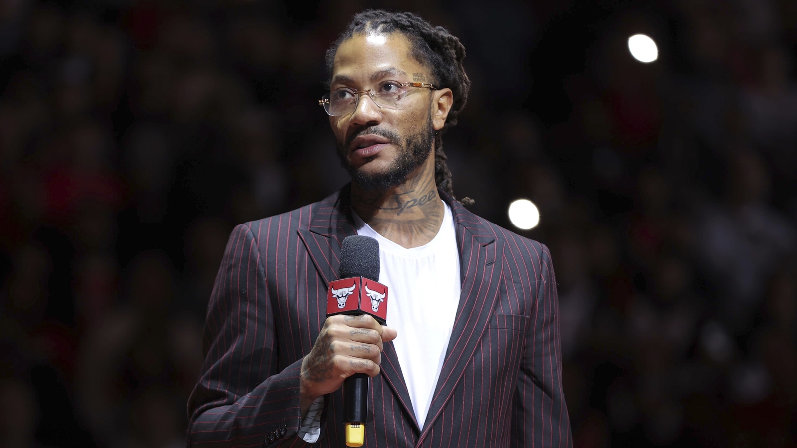 NBA news: Derrick Rose No. 1 jersey retirement ceremony held at Chicago ...