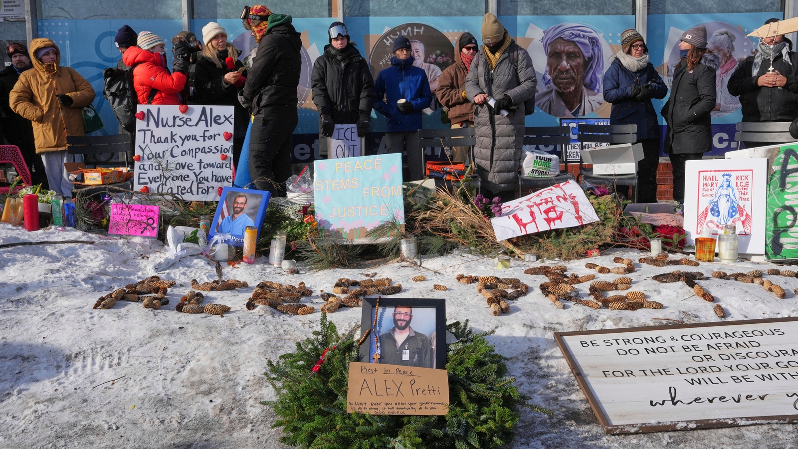 Minneapolis shooting live updates: Shooting of Alex Pretti intensifies ...