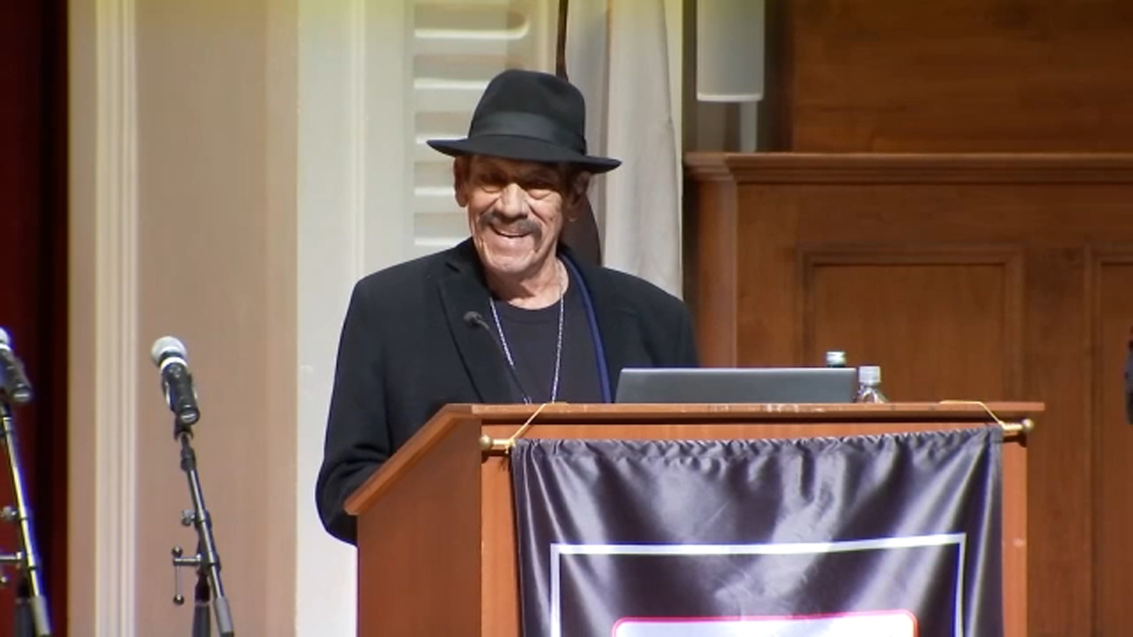 Actor Danny Trejo talks about life & career at Fresno City College ...