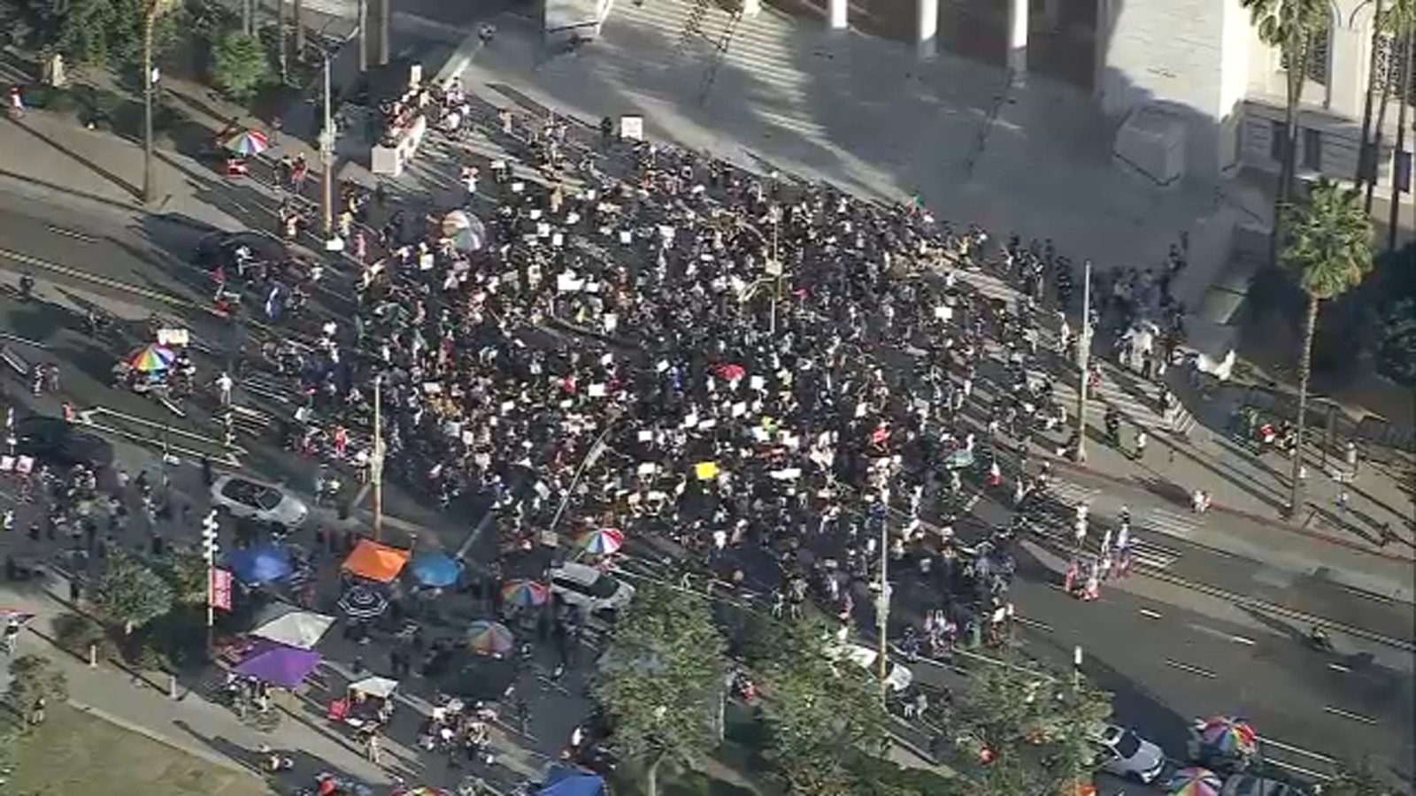 Hundreds gather for anti-ICE protest in downtown LA - ABC7 Los Angeles