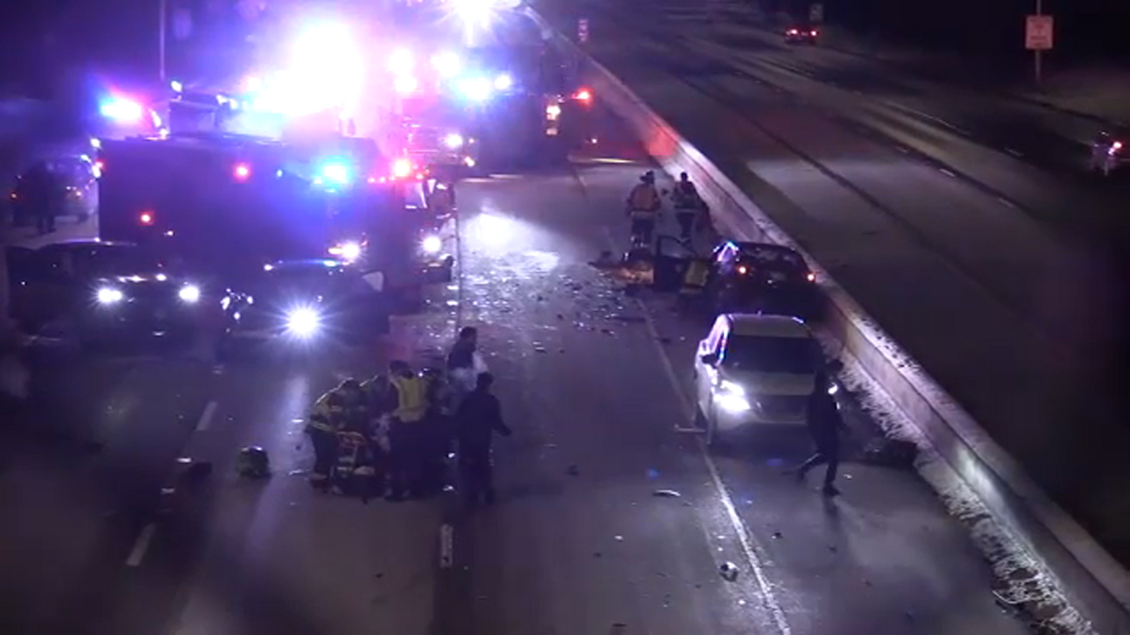 Chicago traffic, today: Crash shuts down I-94 Edens Expressway near ...