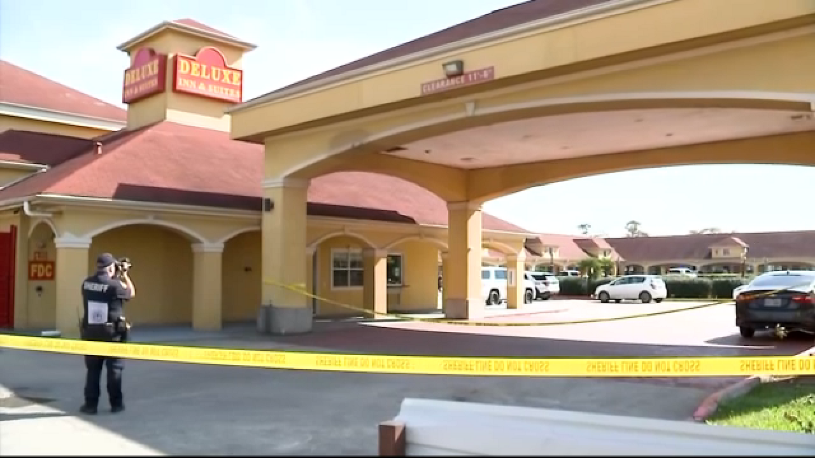 2 people arrested, charged with murder of man found in motel room near ...