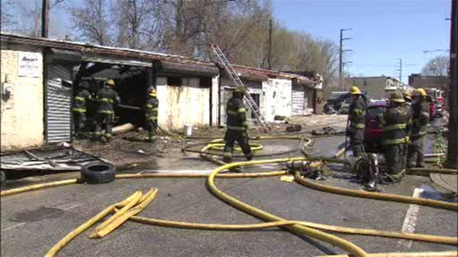 Crews battle fire in North Philly commercial building - 6abc Philadelphia