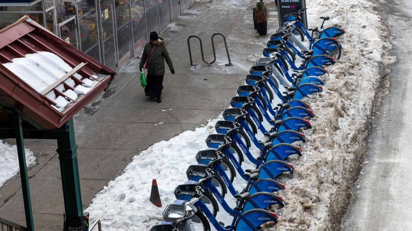 Additional cold weather-related deaths reported bringing total to 19 ...