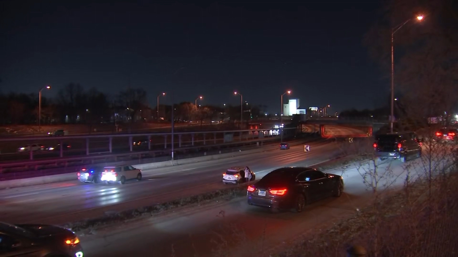 I290 crash today: Pedestrian dies after being hit by vehicle on ...