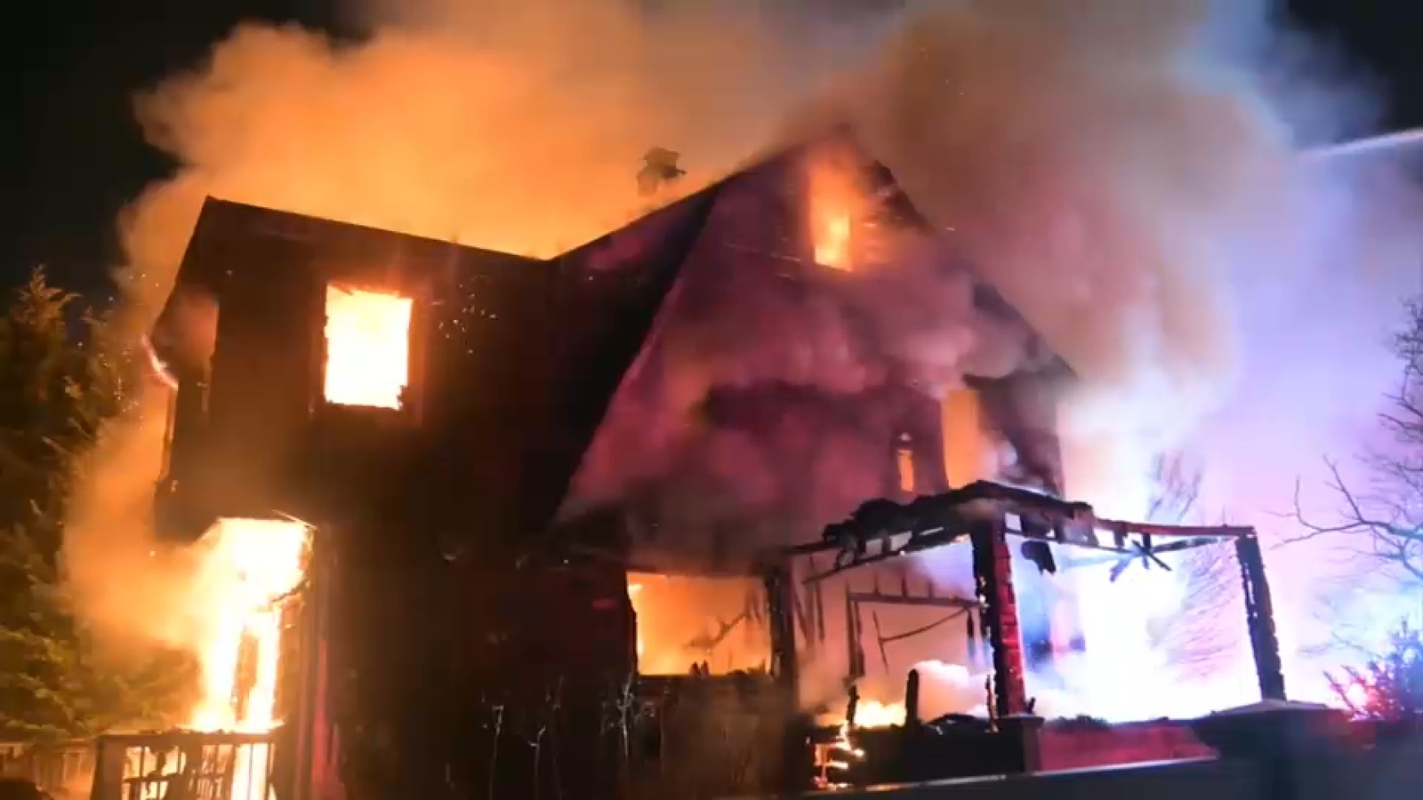 Nassau County fire leaves 1 dead, 3 injured after flames burn through ...