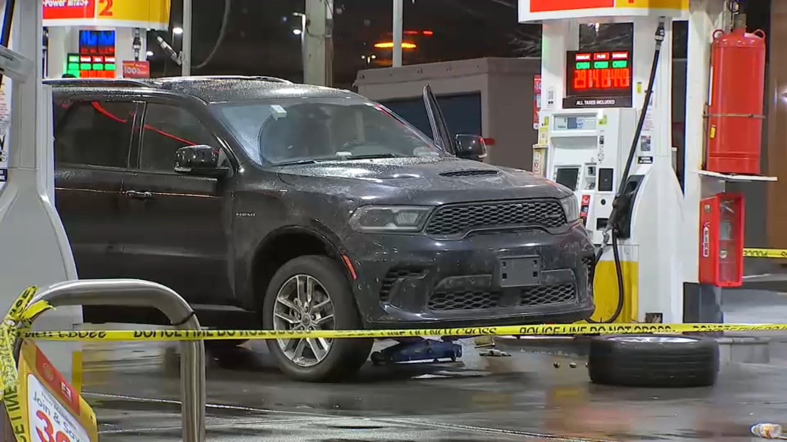 Man shot, robbed of his jewelry at gas station in Baychester, the Bronx ...