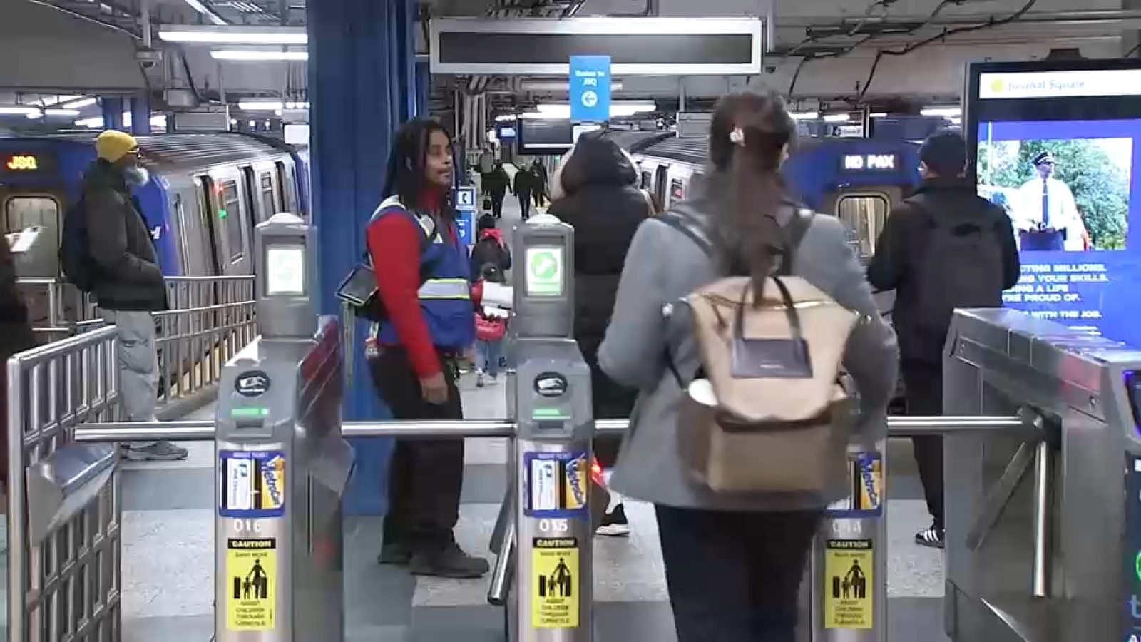 Hoboken PATH service resumes after track fire, smoke - ABC7 New York