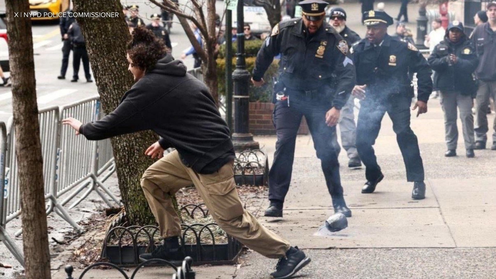 Counterprotest outside Gracie Mansion being investigated as possible ...