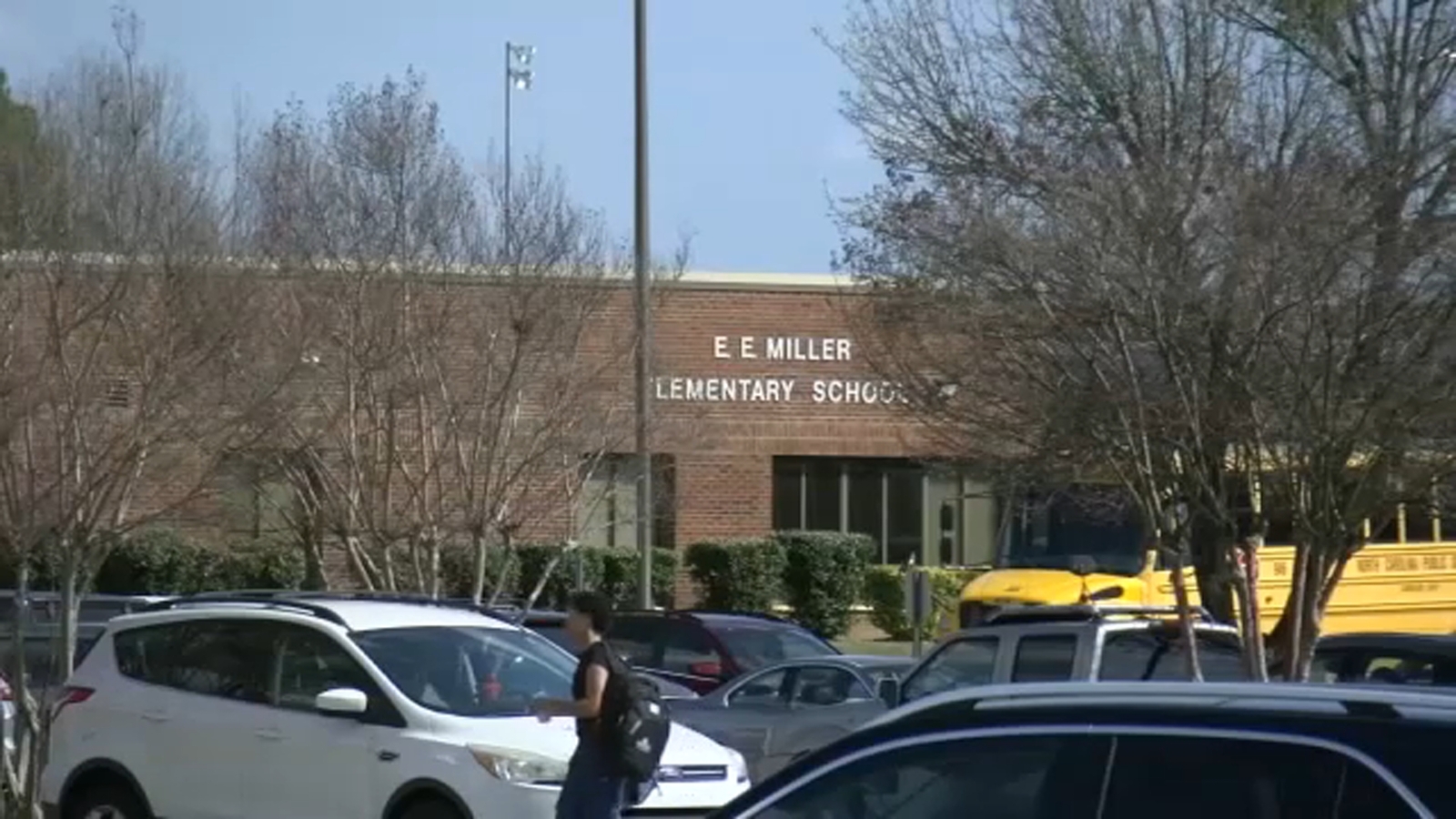 Year-round calendar to stay at E.E. Miller; school closure discussions ...