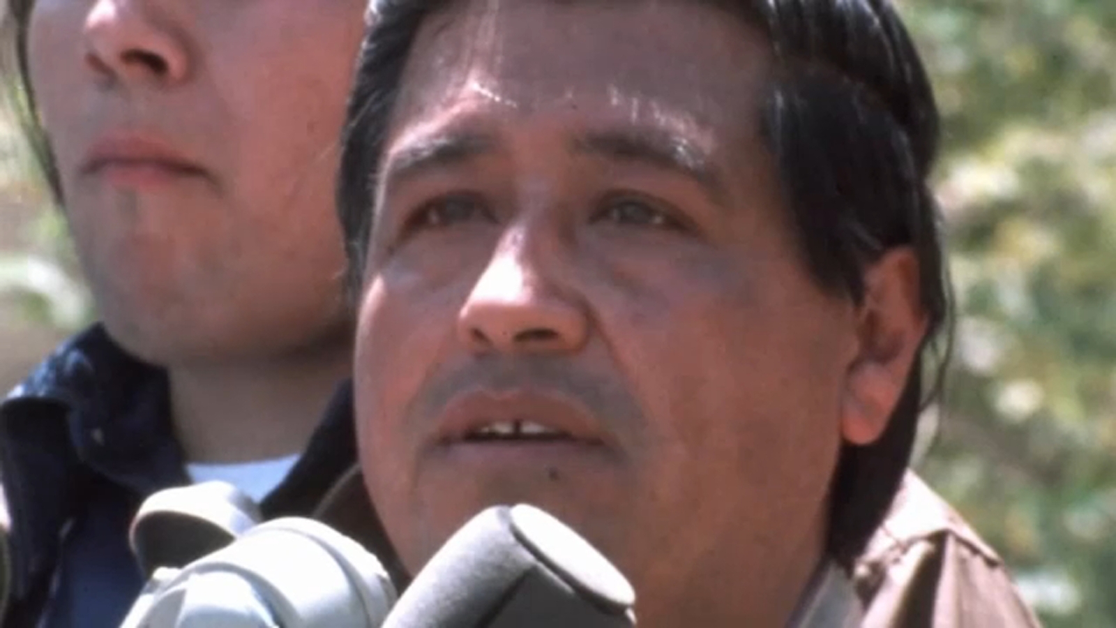 Cesar Chavez allegations: LAUSD board approves resolution to rename ...