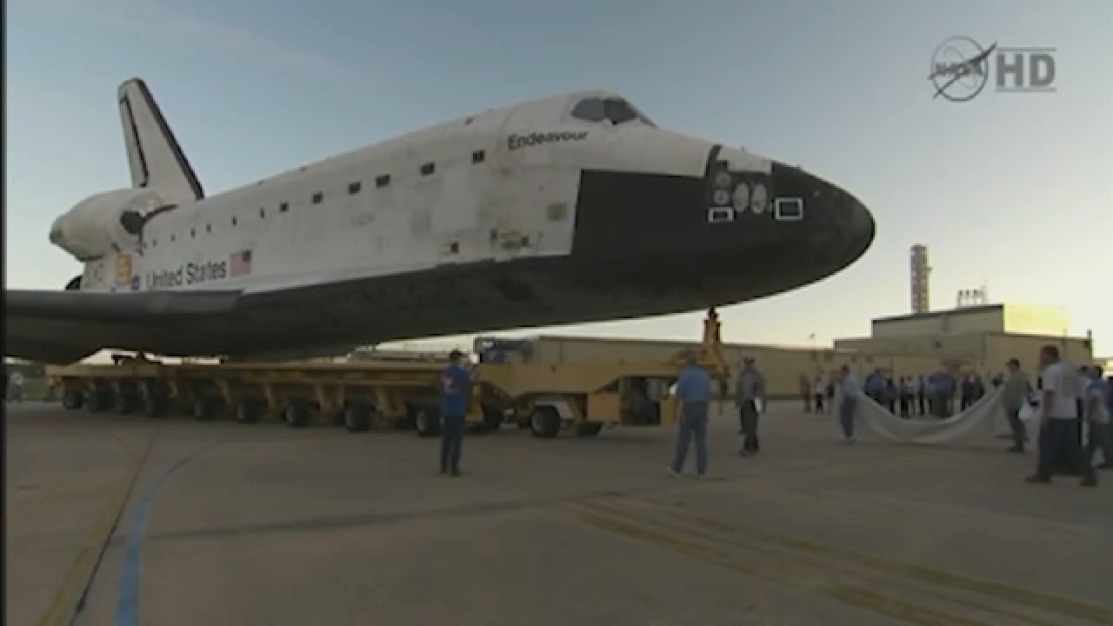 NASA seeks proposals to move Space Shuttle Discovery from Virginia to ...