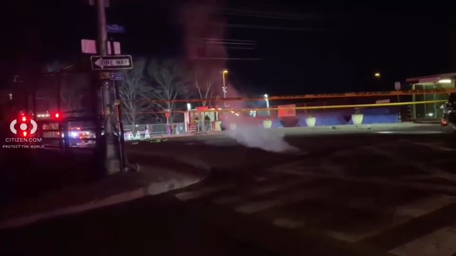 2 police officers hurt after manhole cover explodes in Larchmont, New ...