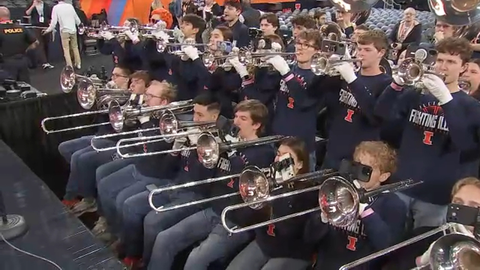 March Madness: Illinois team, fans make final preparations for ...