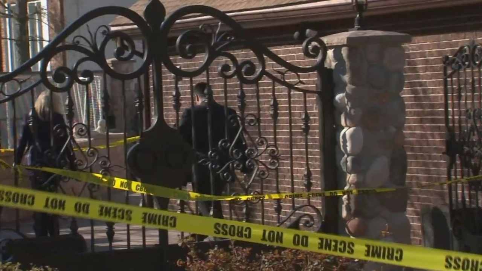 Teen stabbed at house party - ABC7 New York