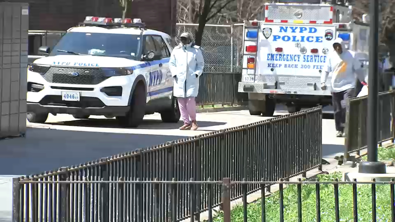 Teen boy sought in fatal shooting of stepfather in Brooklyn NYCHA ...