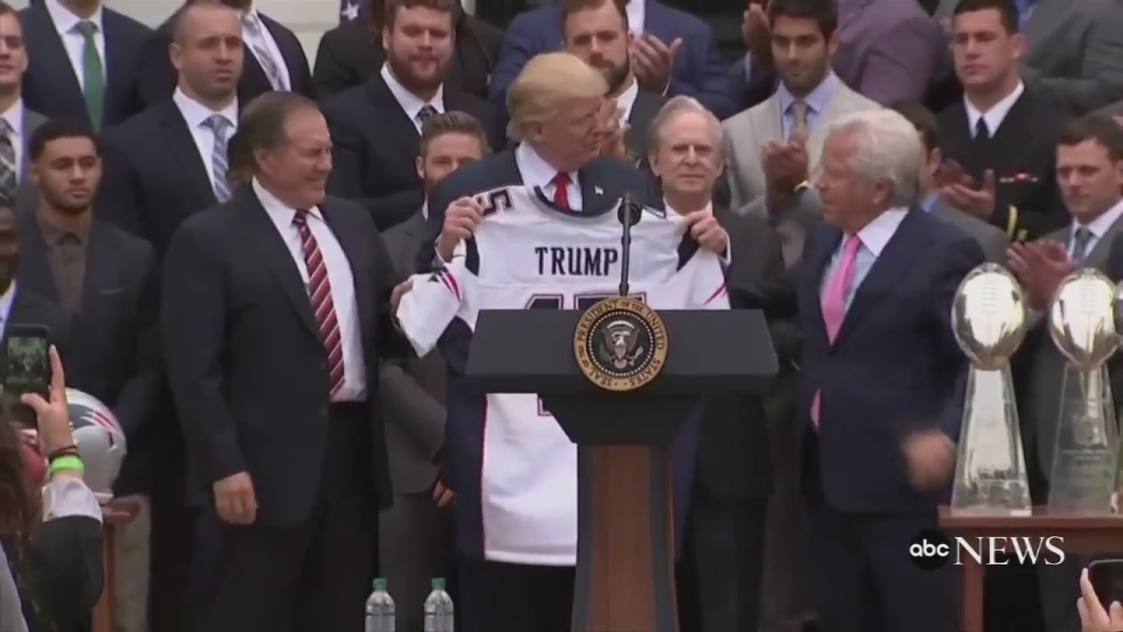 Trump congratulates Patriots, doesn't mention Hernandez - 6abc Philadelphia