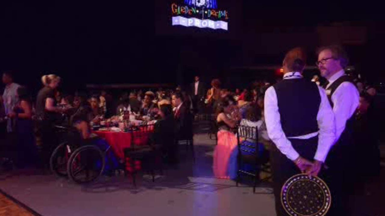 Designer dress fitting for 'Garden of Dreams' prom teens - ABC7 New York