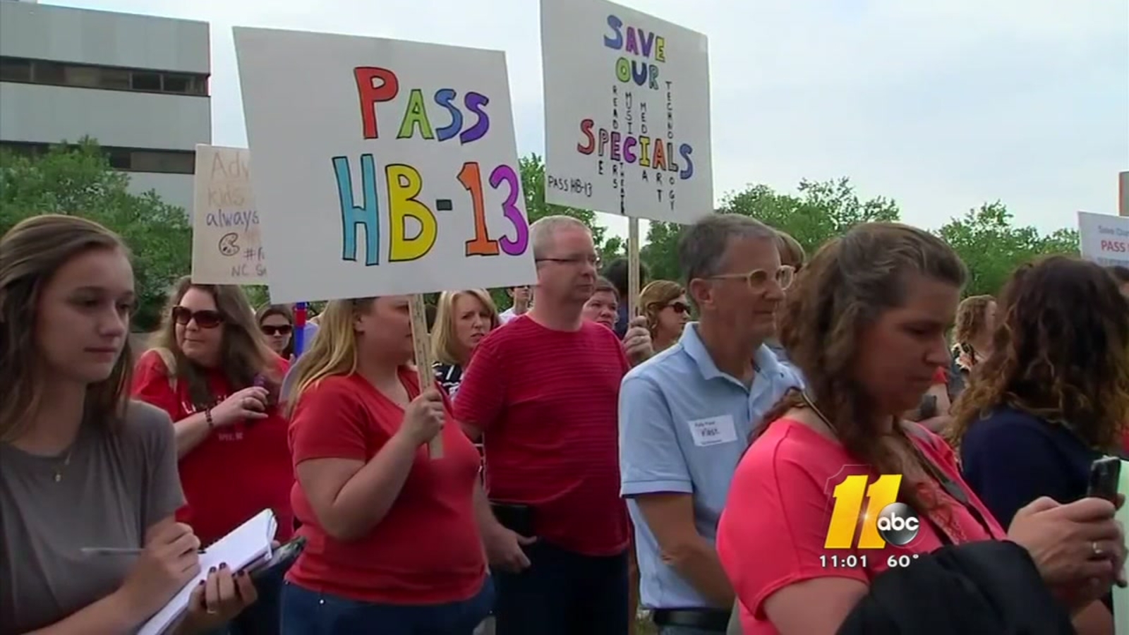 Teachers, supporters rally for passage of HB13 - ABC11 Raleigh-Durham