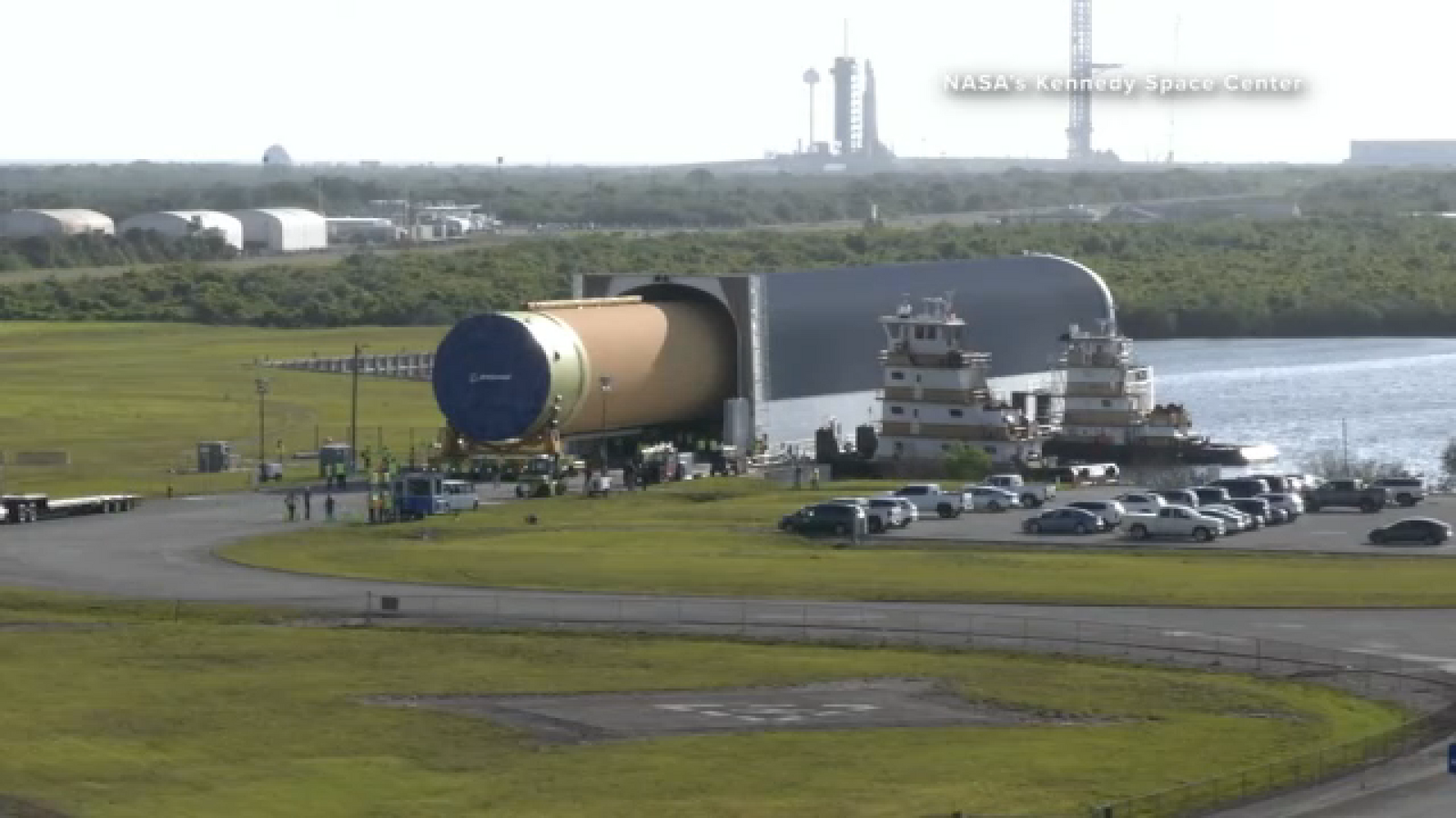 Core rocket for upcoming Artemis III mission arrives at Kennedy Space ...