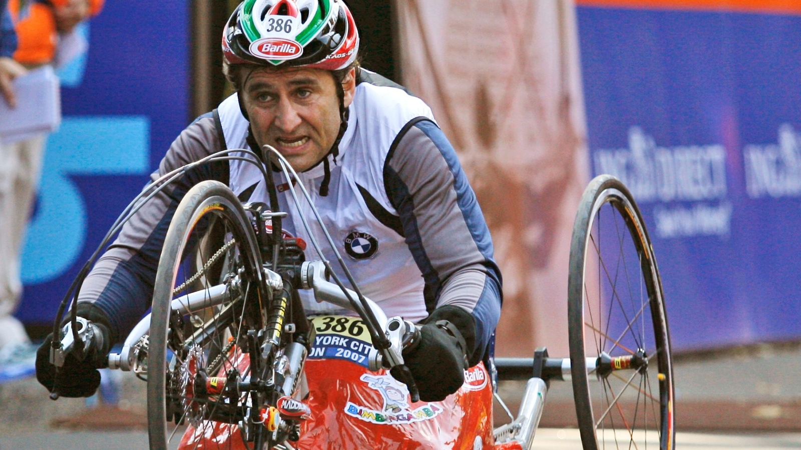 Alex Zanardi, NYC Marathon winner and Paralympic champion, dies at 59 ...