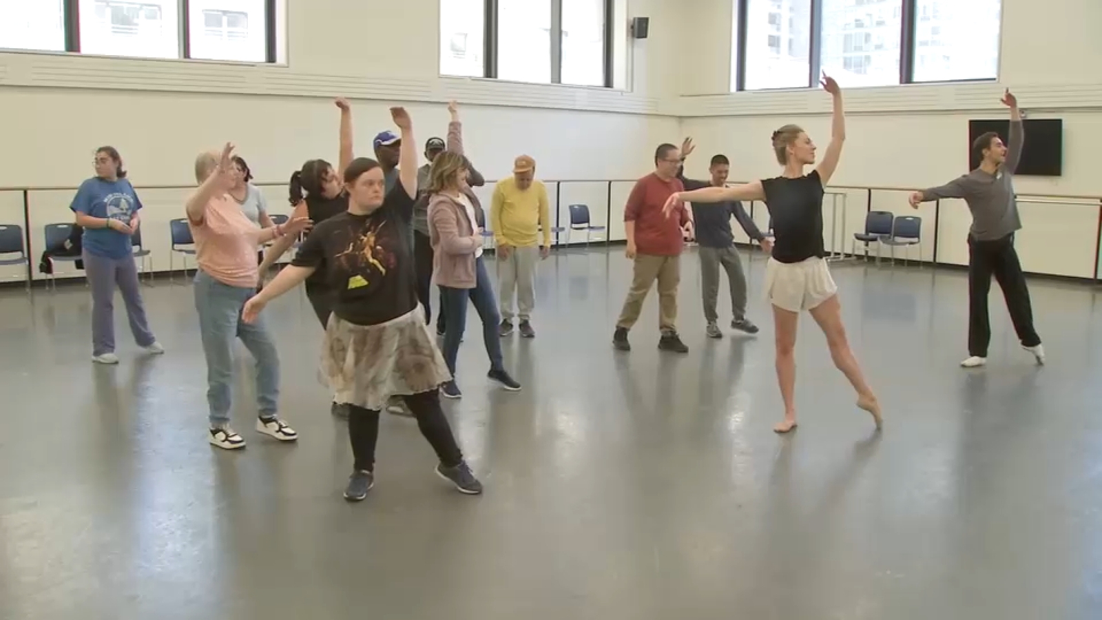 New York City Ballet dancers teach choreography to participants with ...