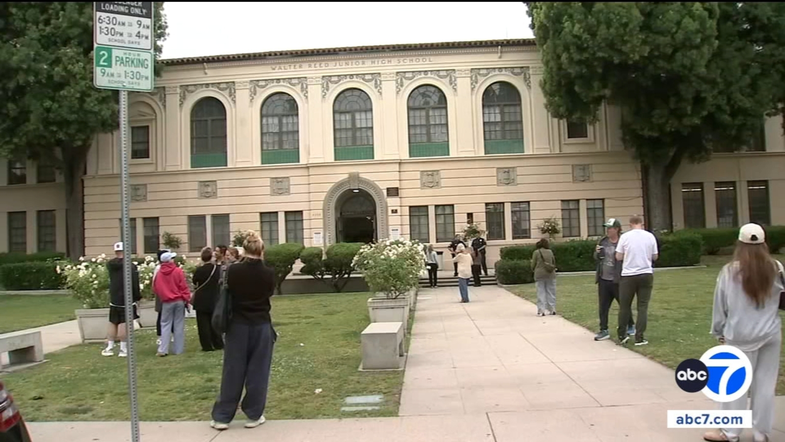 Lockdown lifted at Walter Reed Middle School in North Hollywood after ...