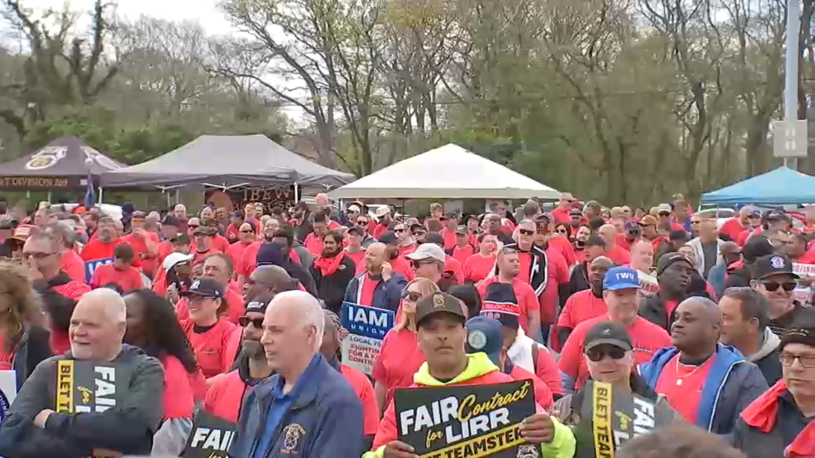 Long Island Rail Road unions, MTA remain split over future pay as ...