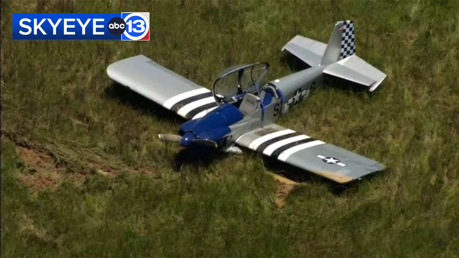 Small plane veers off runway at Conroe-North Houston Airport, no ...