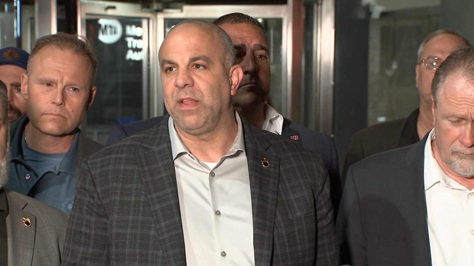 LIRR unions respond after failing to reach deal: 'management provoked ...